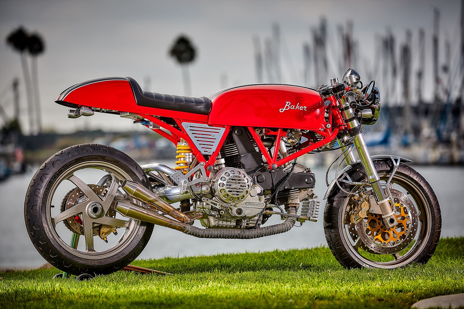CROM STYLE: George Baker sweet cafe Ducati 900SS cafe racer via Pipe Burn