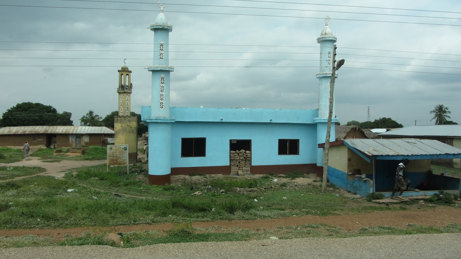 Nomadic Joe: Travel Day to Berekum