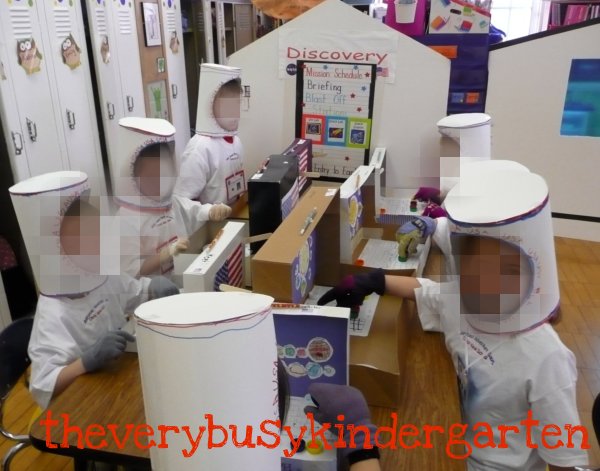 The Very Busy Kindergarten: Astronaut Adventure Day 1