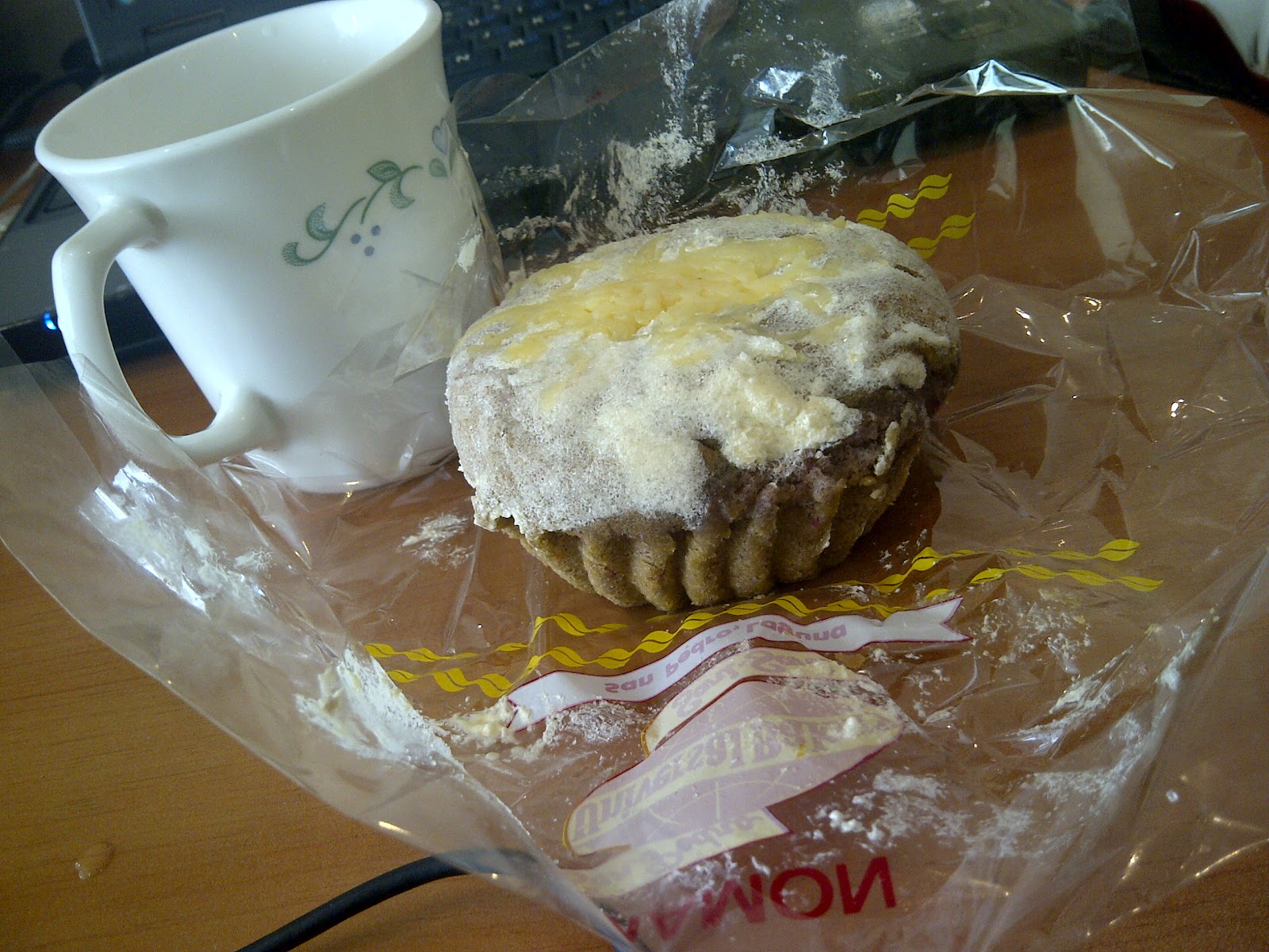 Experience Life With Nicki :): Addicted to Ensaymada