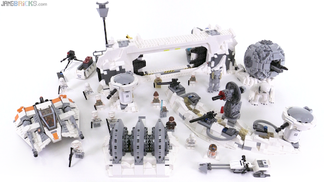 Folks HATE LEGO's Star Wars UCS Hoth set - Why?