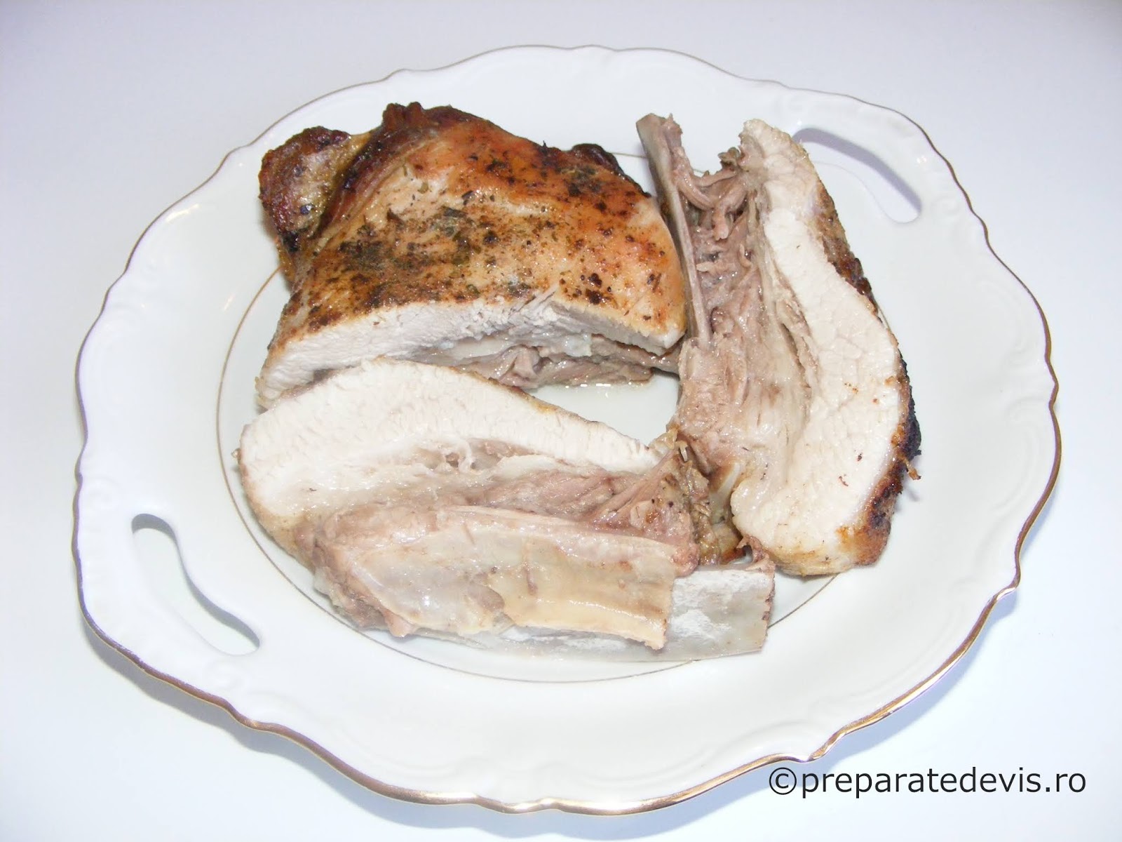 Piept de porc cu bere la cuptor | Preparatedevis.ro