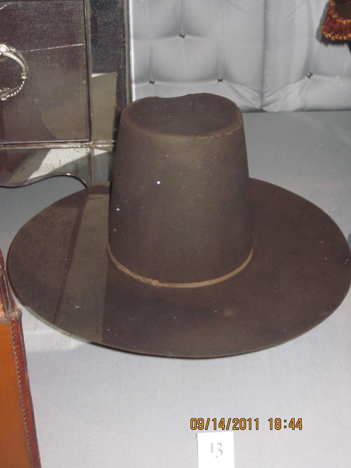 John Callanan Hats: HATS AN ANTHOLOGY