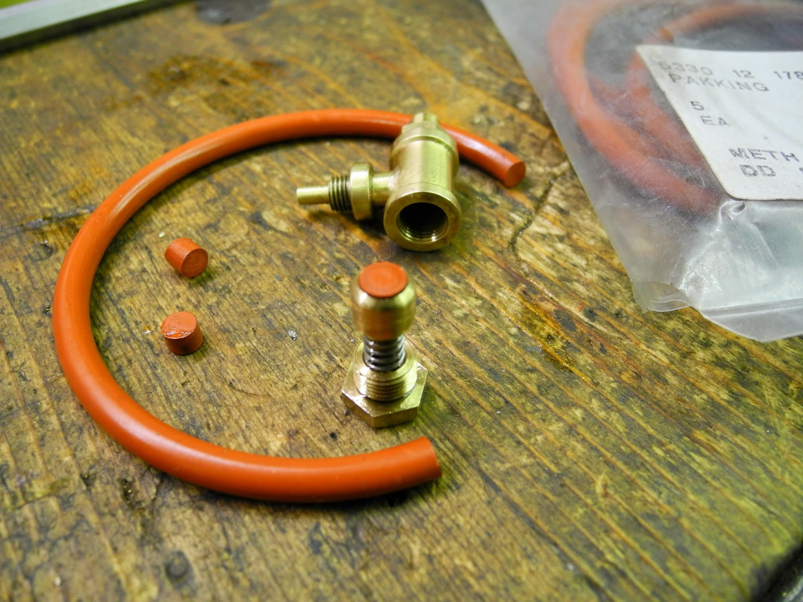 Württembergische T3: Oil check valve