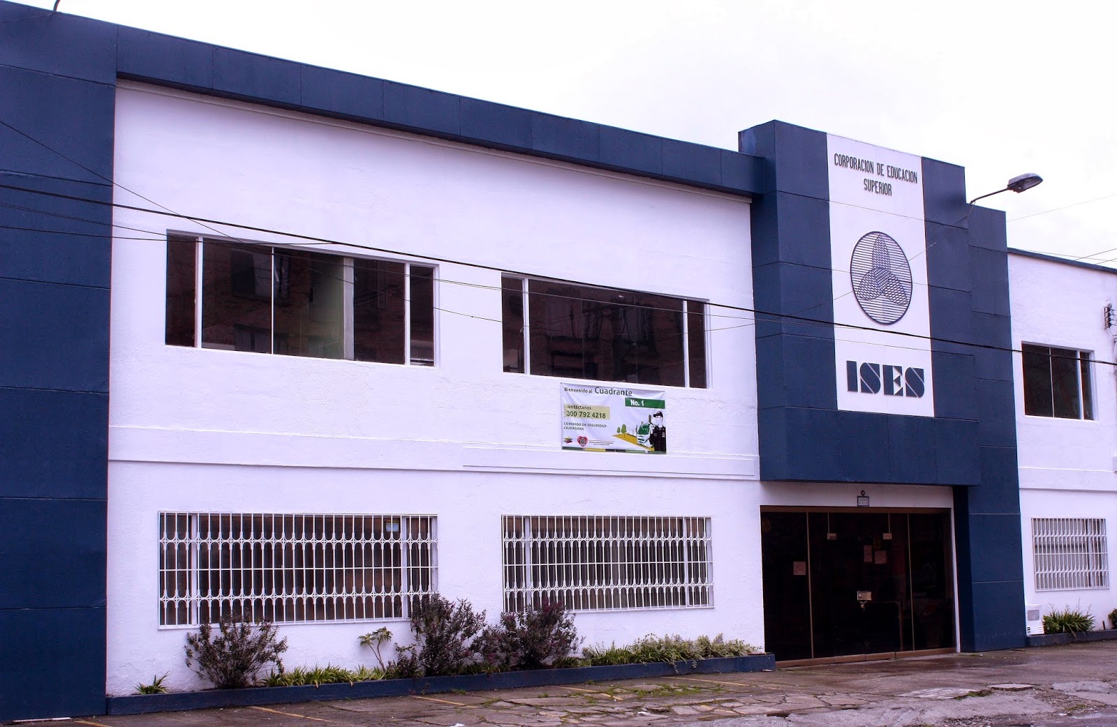 KELY CRUZ: HISTORIA ISES