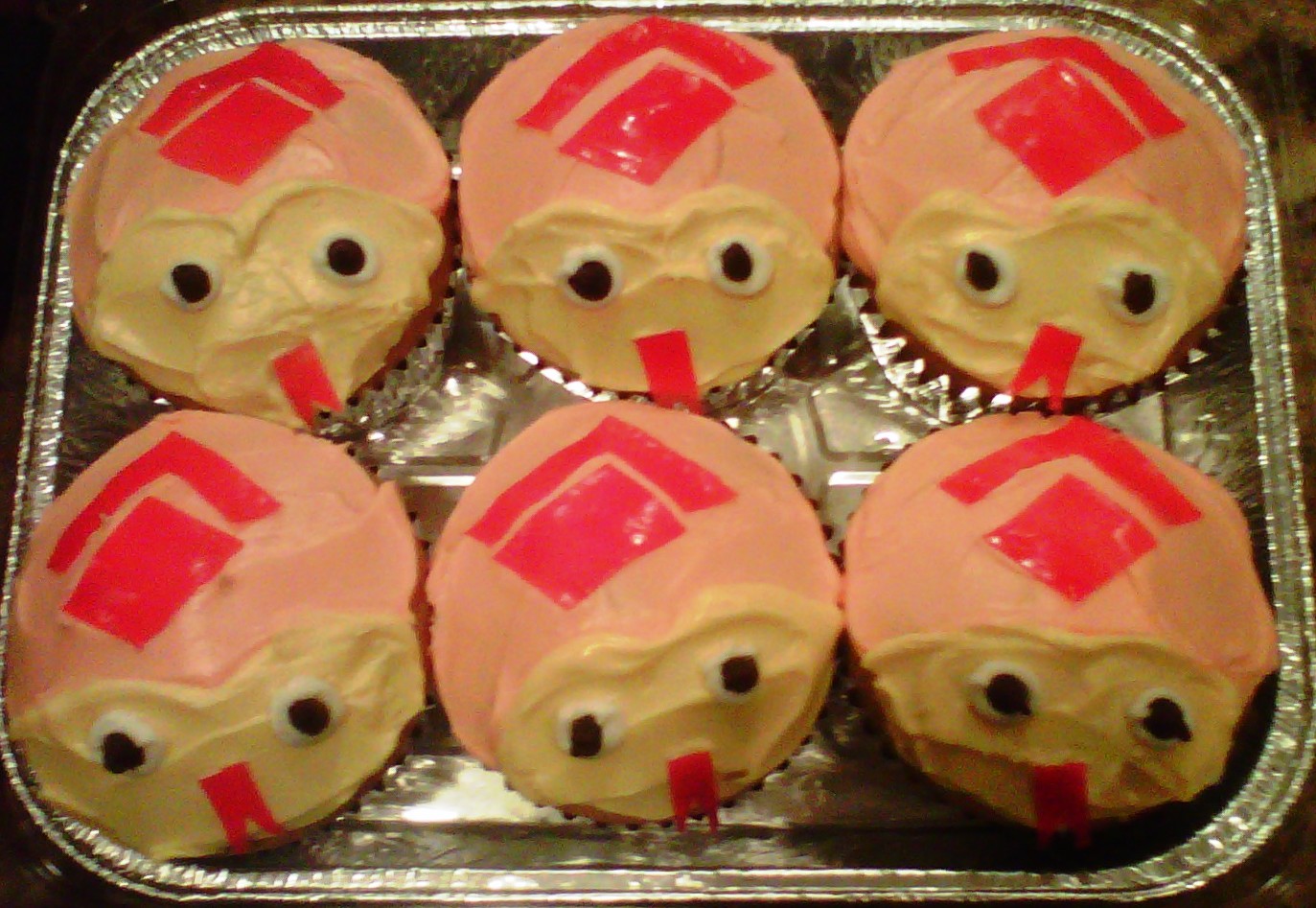 Beachside Bakers: I'm a Snake