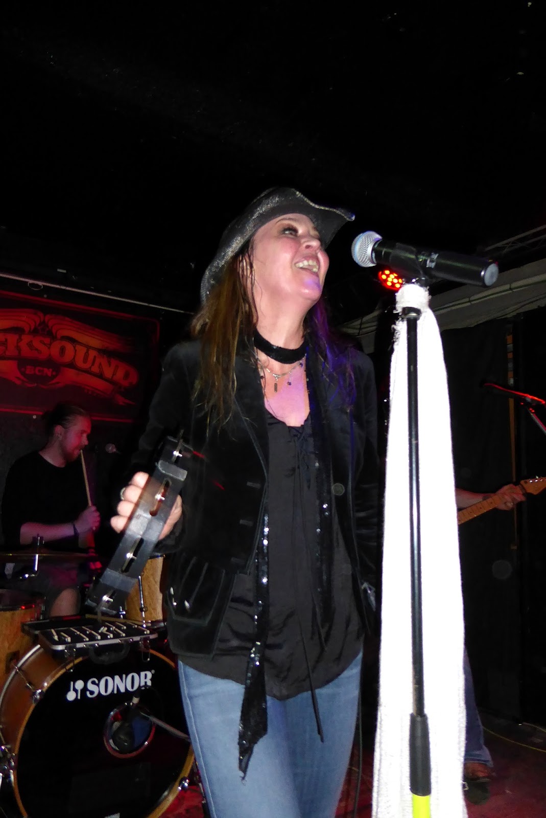 H M F A E : STACIE COLLINS