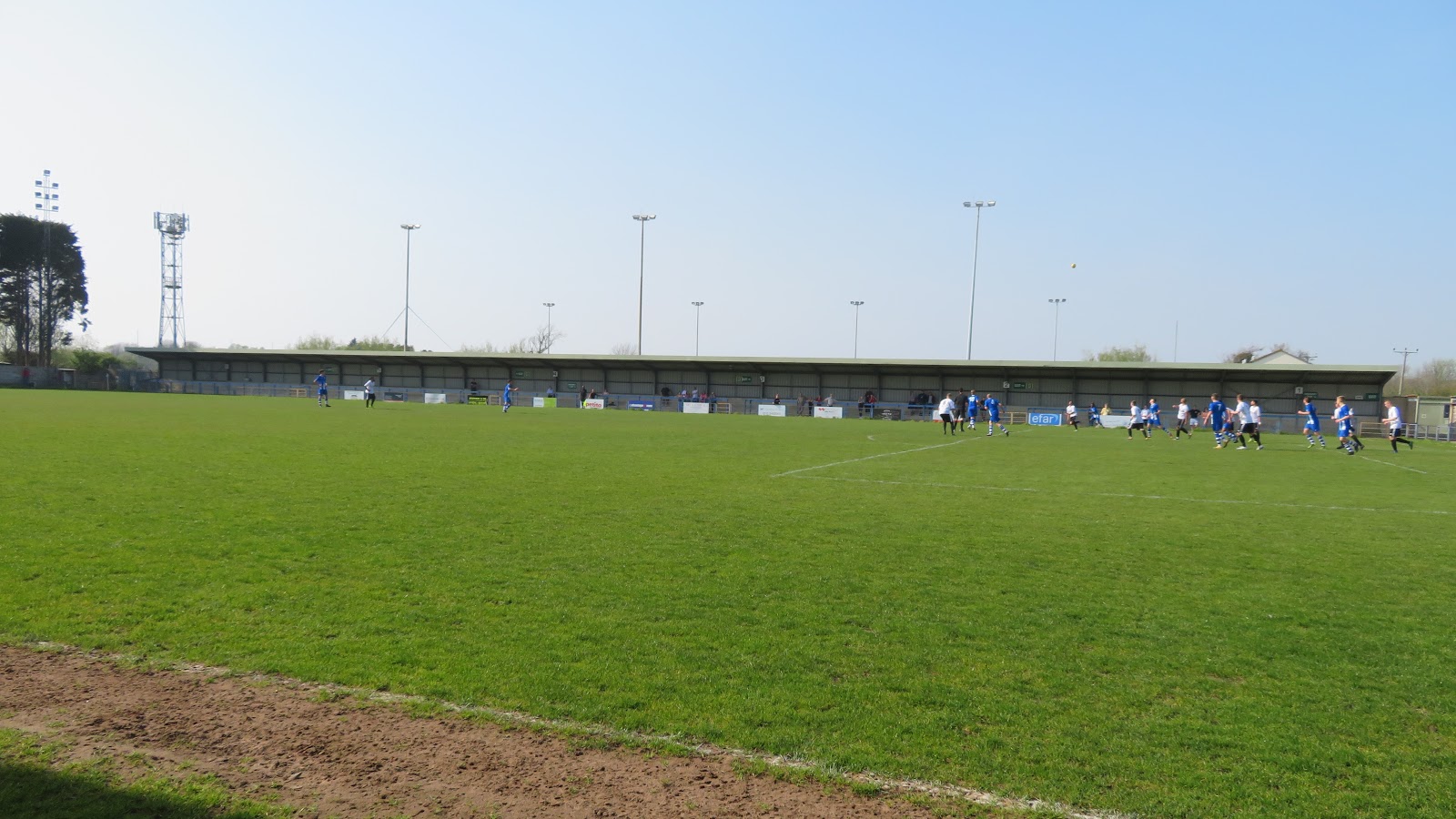 The Wycombe Wanderer: Clevedon Town - The Hand Stadium