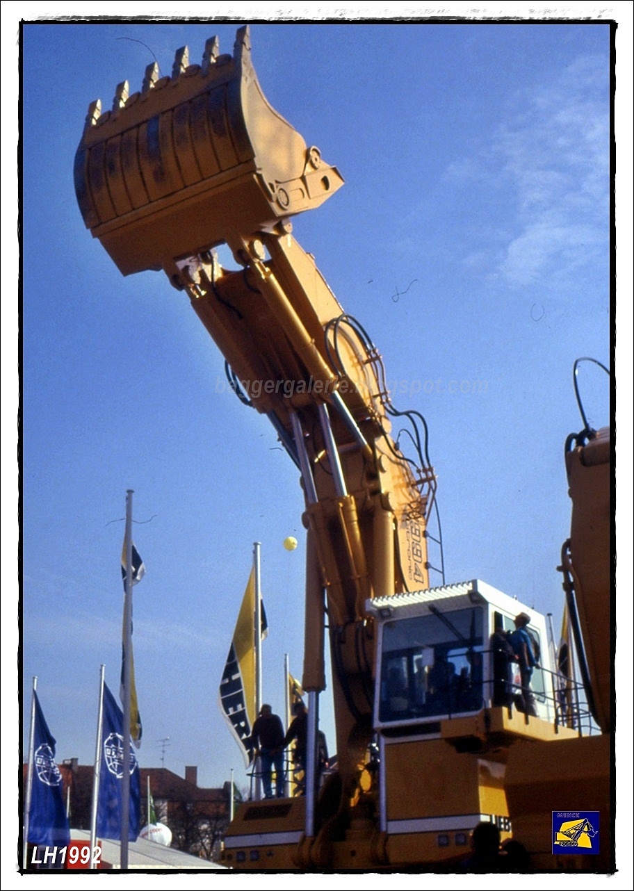 Bagger Galerie Construction Machines: Liebherr R954, R974, R984, R994 ...