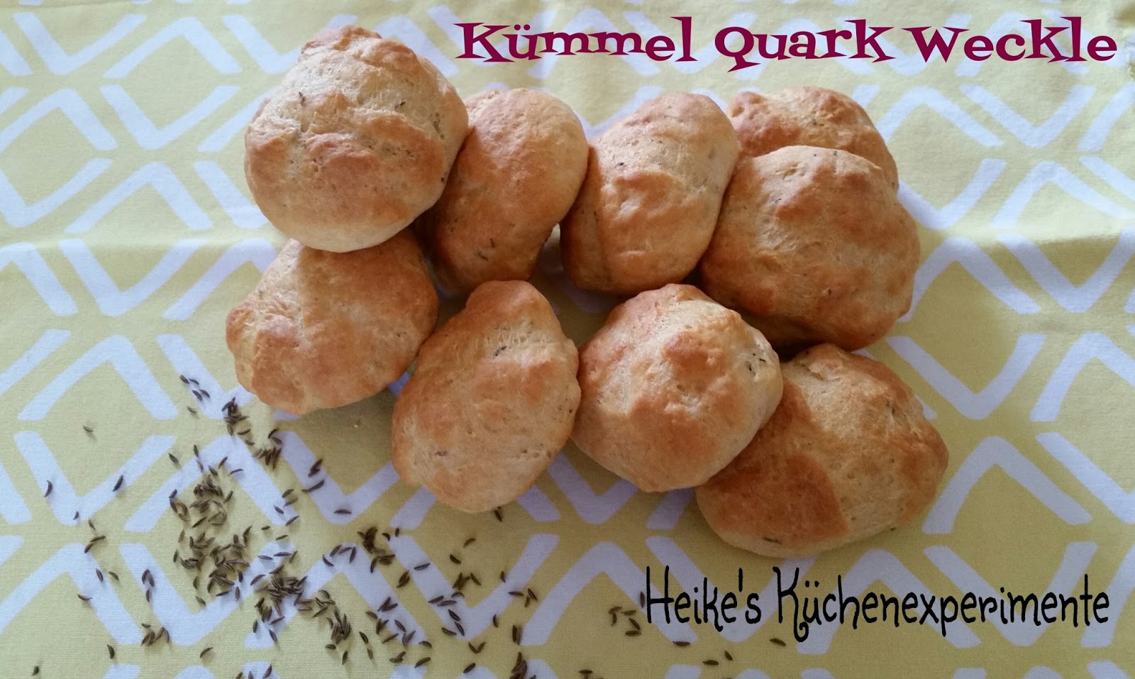 Heike's Küchenexperimente ☆☆☆: Kümmel Quark Weckle