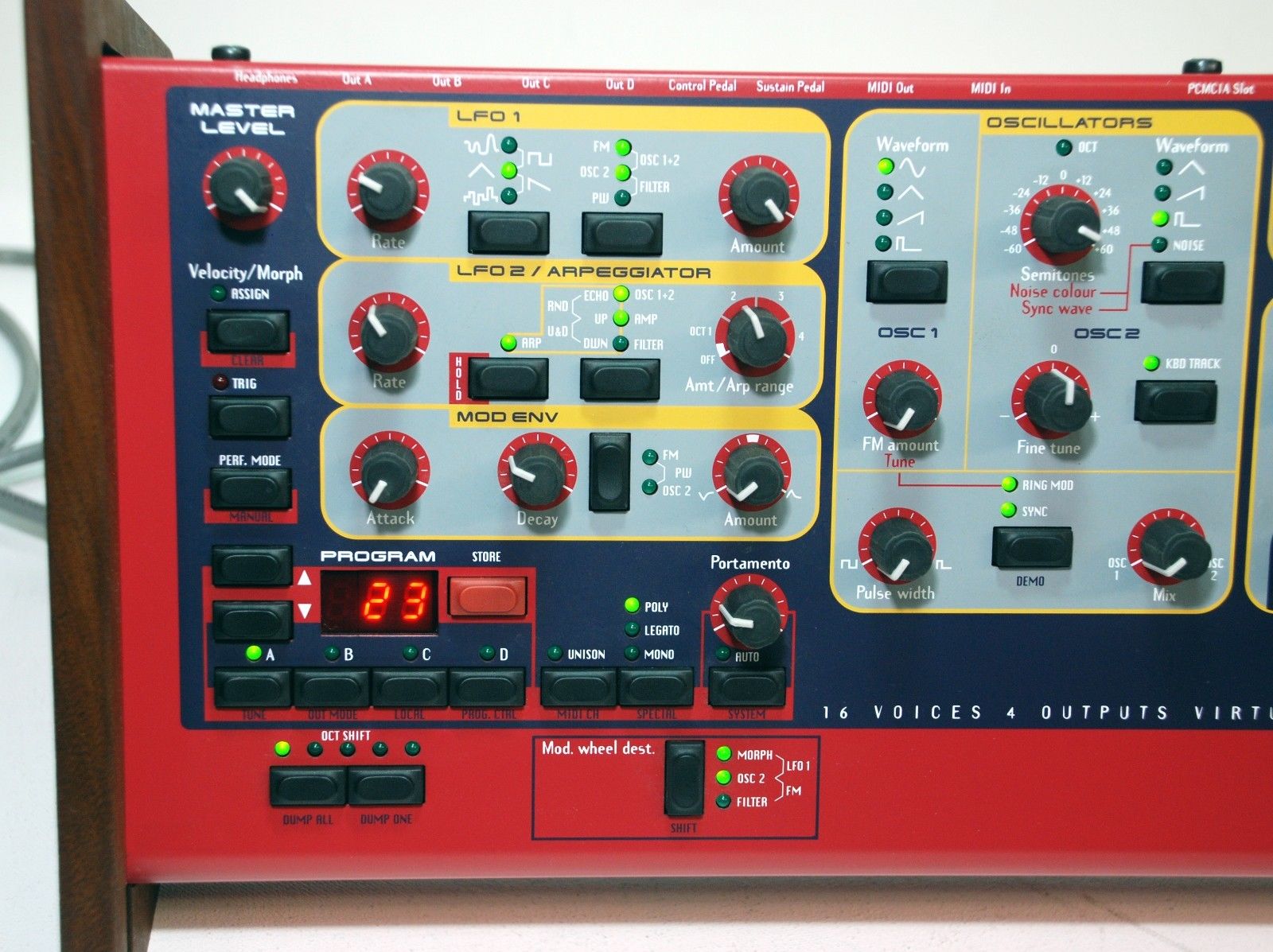 MATRIXSYNTH: Nord Lead 2 Rack With Wood Ends Clavia Desktop Synth w ...