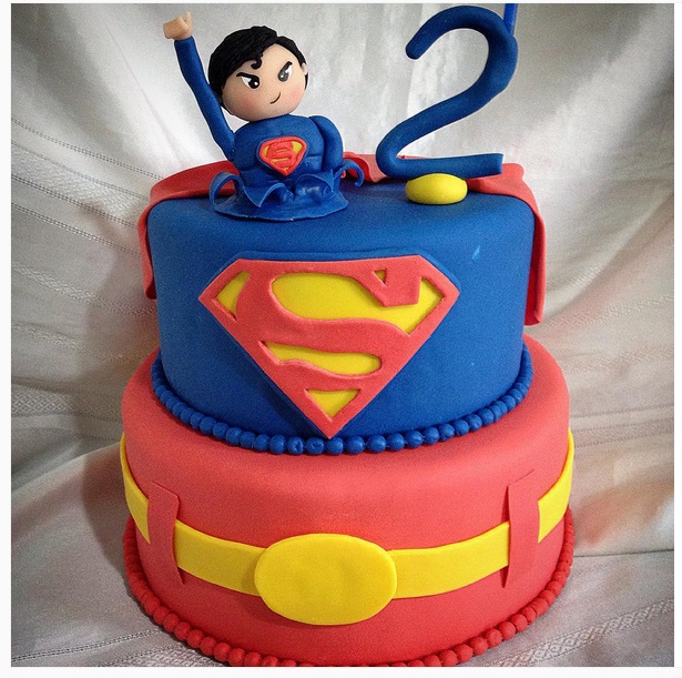 Bolo Super Homem (superman) - Lays Artesanato