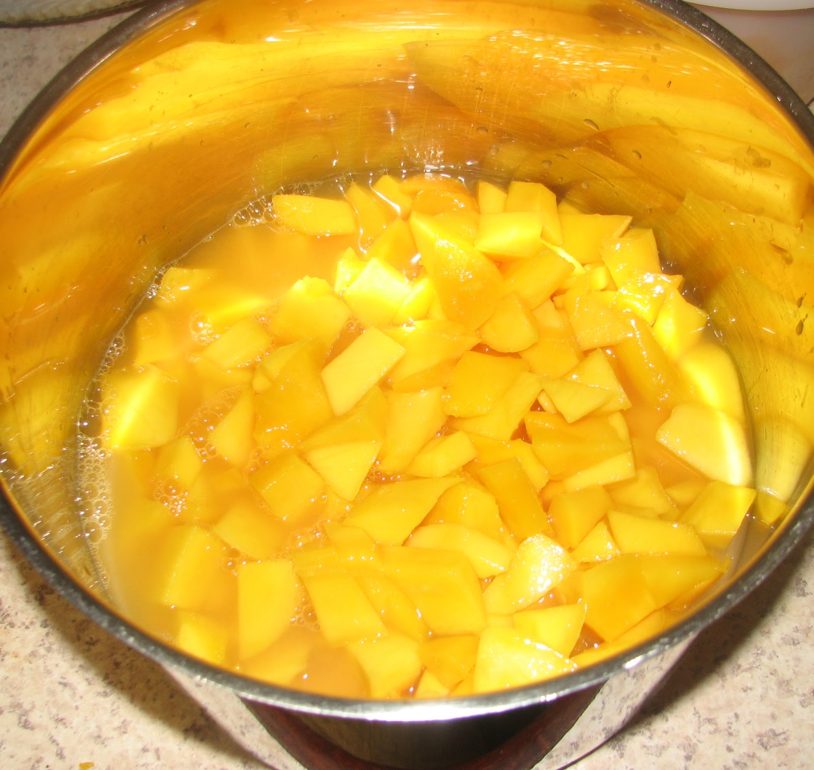 Food Preserving: Mango Butter (Mango Fruit Spread)