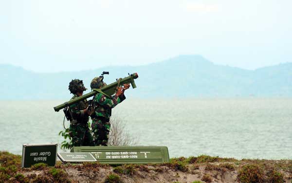 Lanud Supadio Kini Dilengkapi dengan Rudal QW-3 | Indo Defense