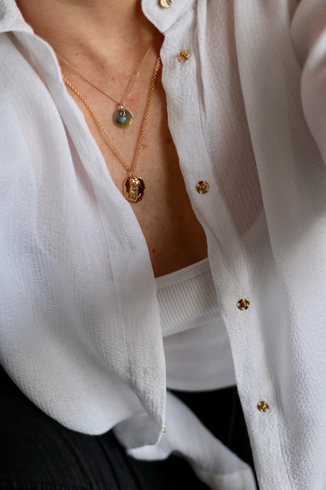 Daisy aphrodite necklace store