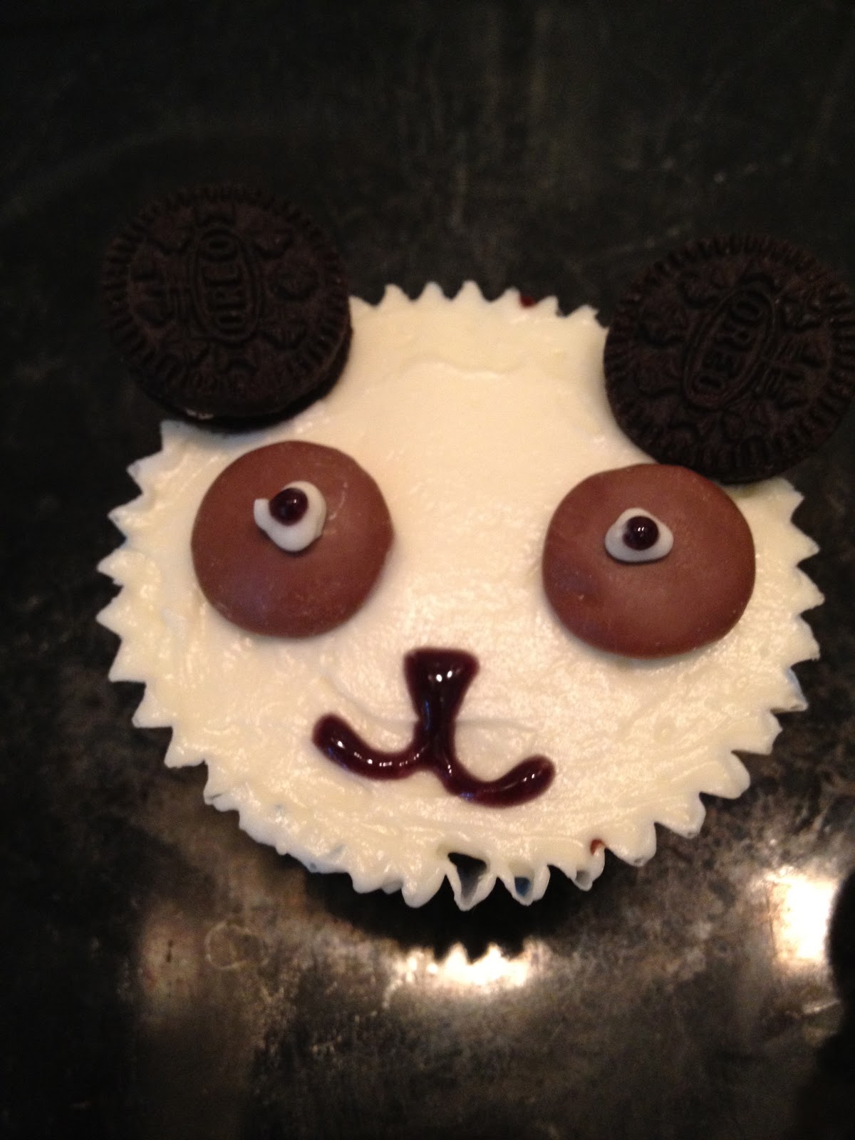 Rose Tinted Heart: Cute Panda Cupcakes with mini Oreo ears!
