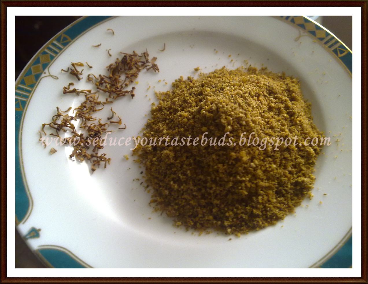 Dried Neem Flowers Spice Mix | Vepampoo Podi | Bevina Hoovu Pudi ...