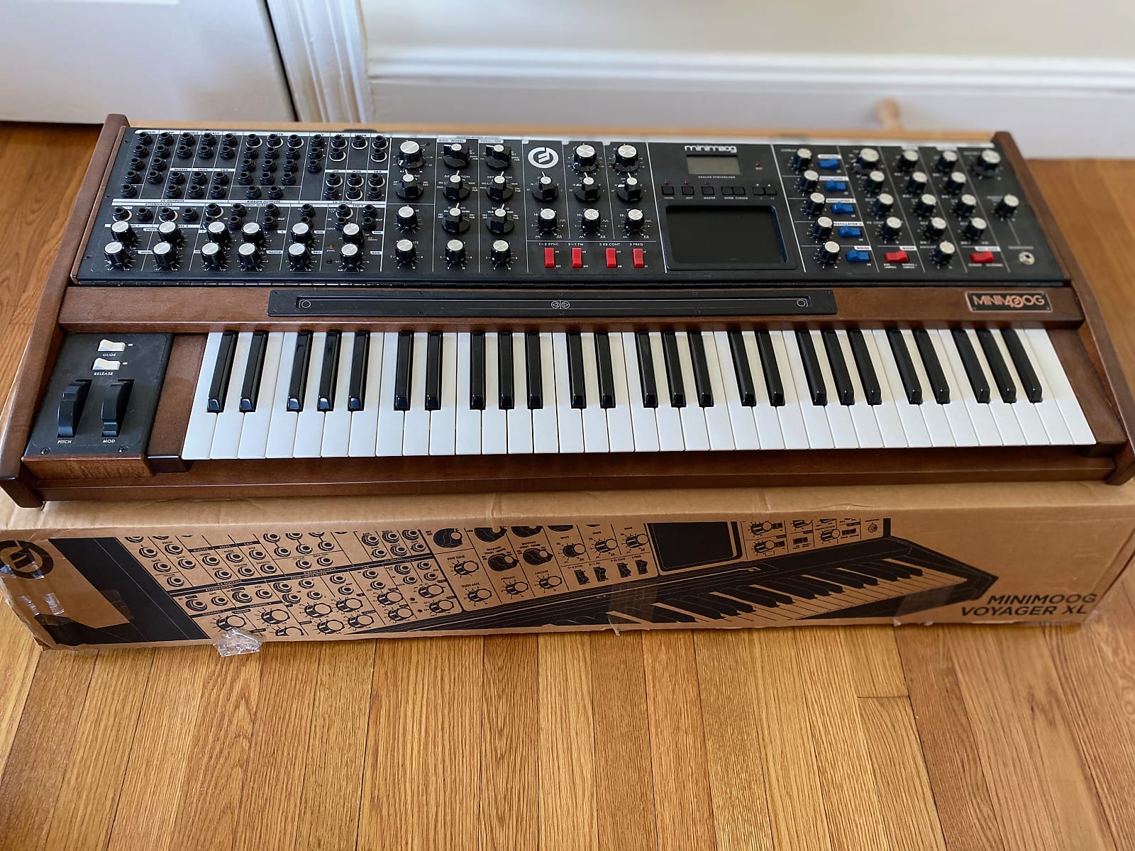 MATRIXSYNTH: Moog MiniMoog Voyager XL w/ Original Box, Pedal & Patch Cables
