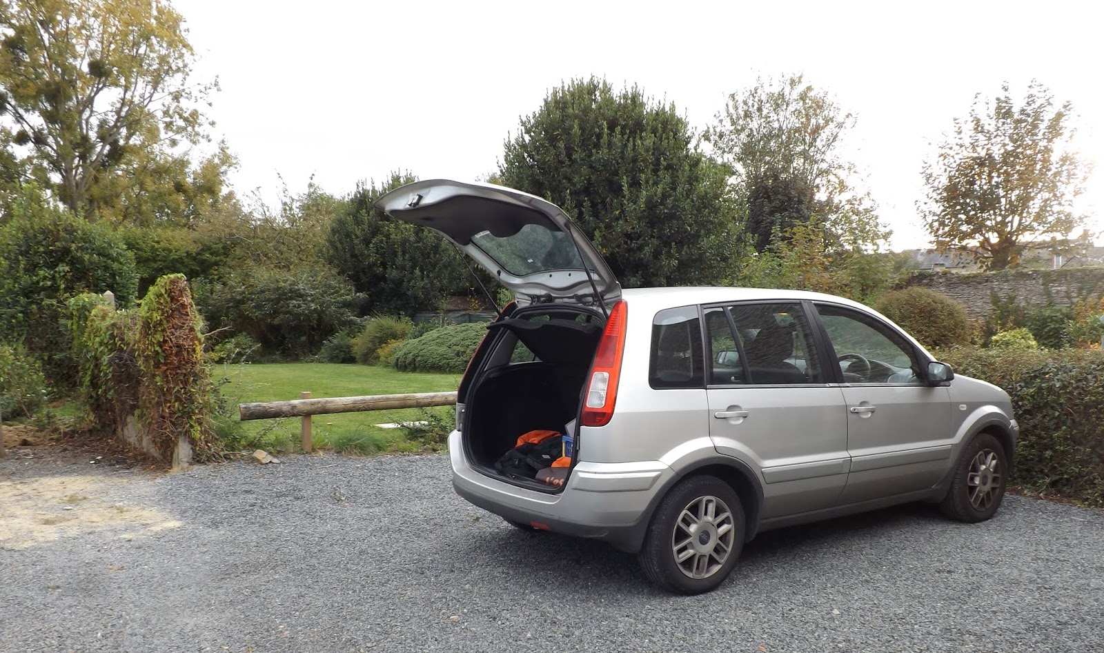 Basic car care for your next holiday* | Southern Yacht