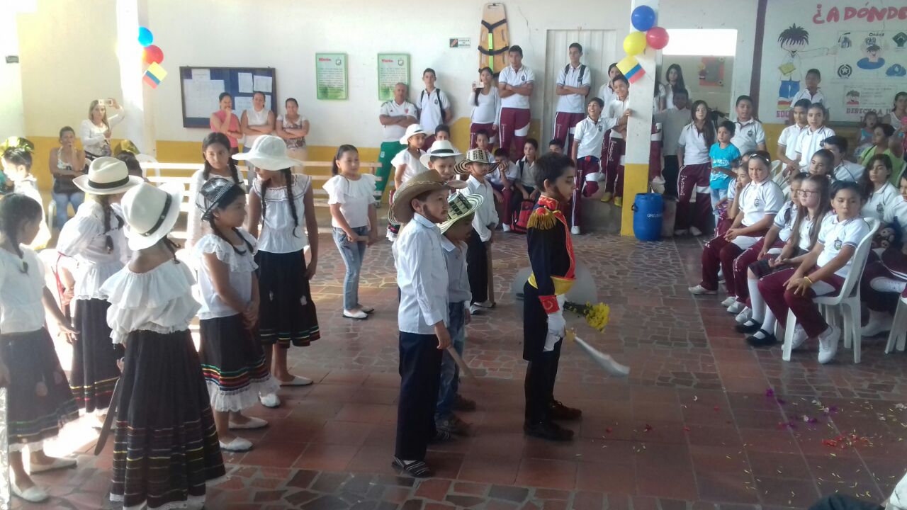Dia de la independencia celebrada en el Instituto Técnico Carlos ...