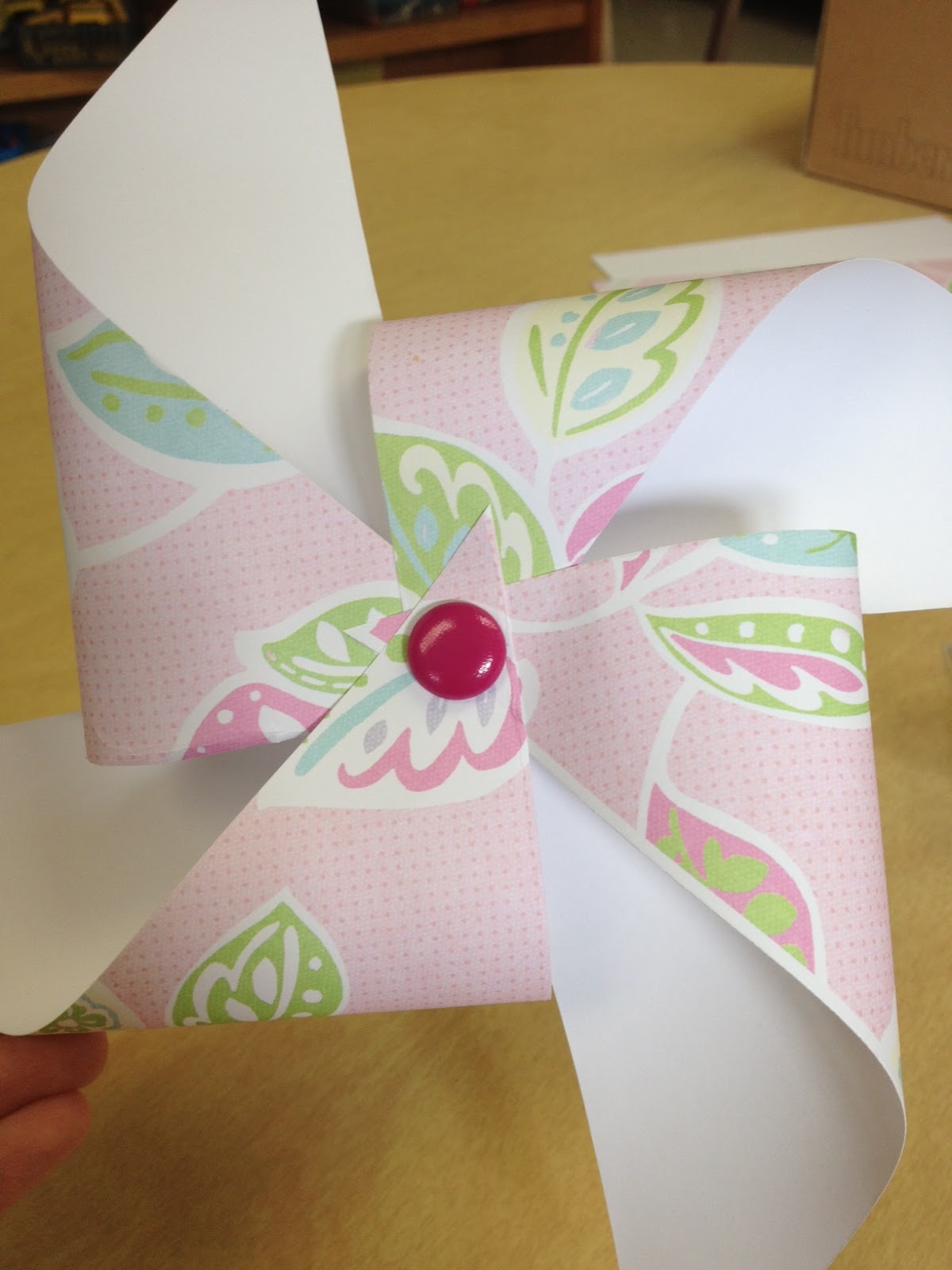 Spring Pinwheel Tutorial! - Outnumbered 3 to 1
