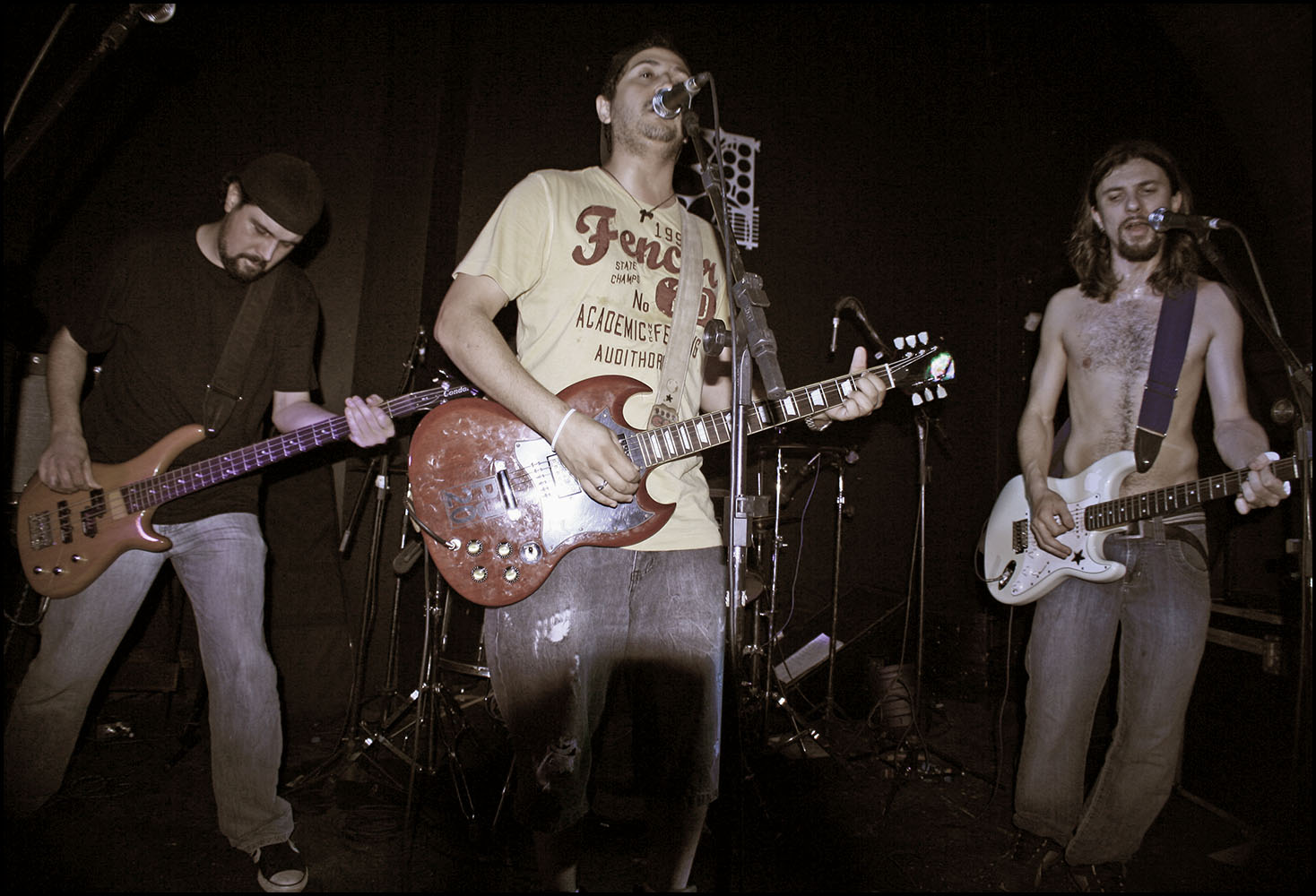 ZOMBILLY: The Mullet Monster Mafia em aniversário da Zombilly