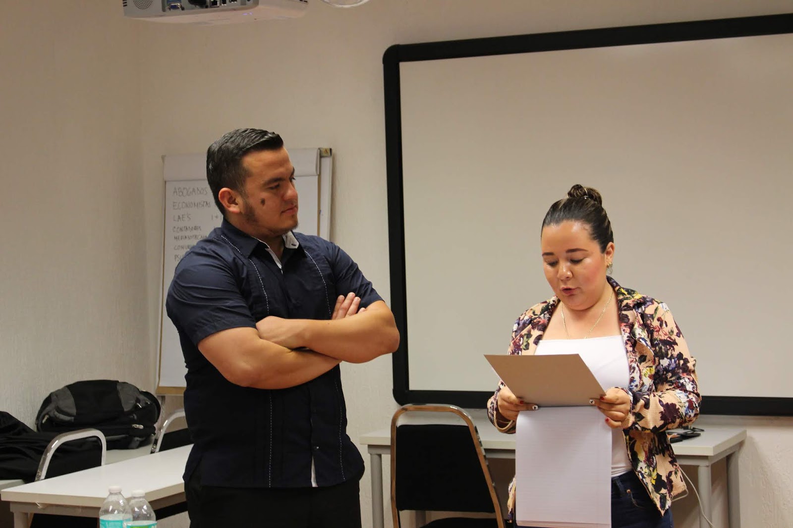 EL PODER DE CONVENCER: 4 PASOS PARA ELEVATOR PITCH DE PODER