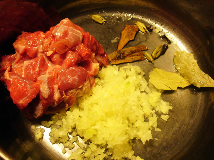 libyan food: Libyan Soup with Lamb and Mint: Sharba Libiya شربة ليبية