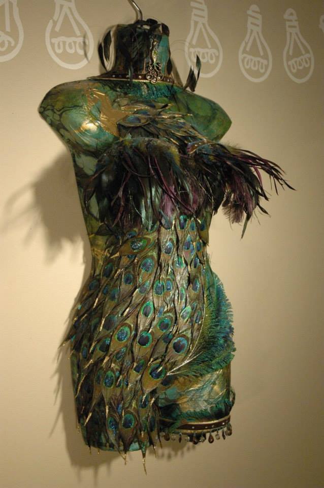 DisplayImporter: Decorating Plastic Torso Forms with Mosaic Tiles and ...