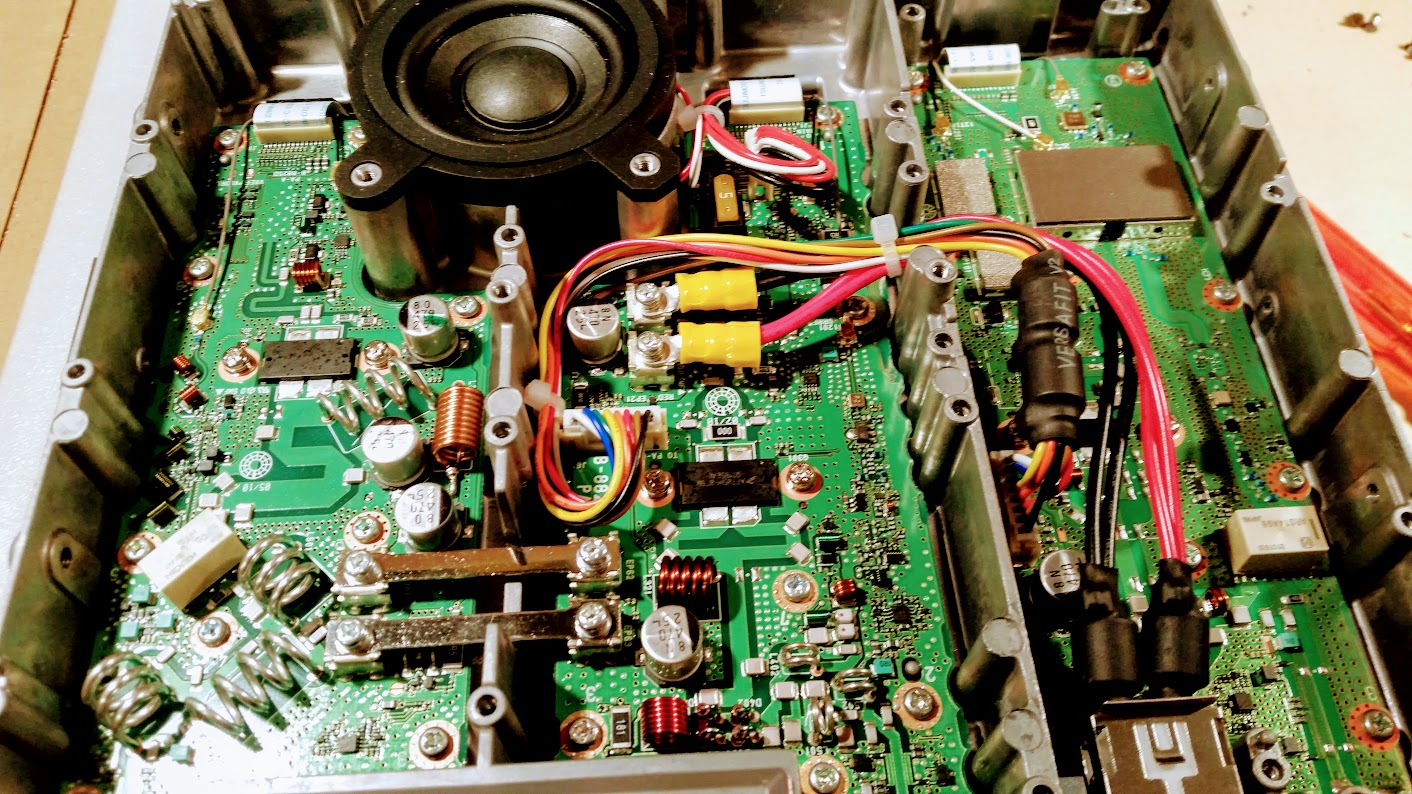 Demenzradio: The real unboxing of the new ICOM IC-9700