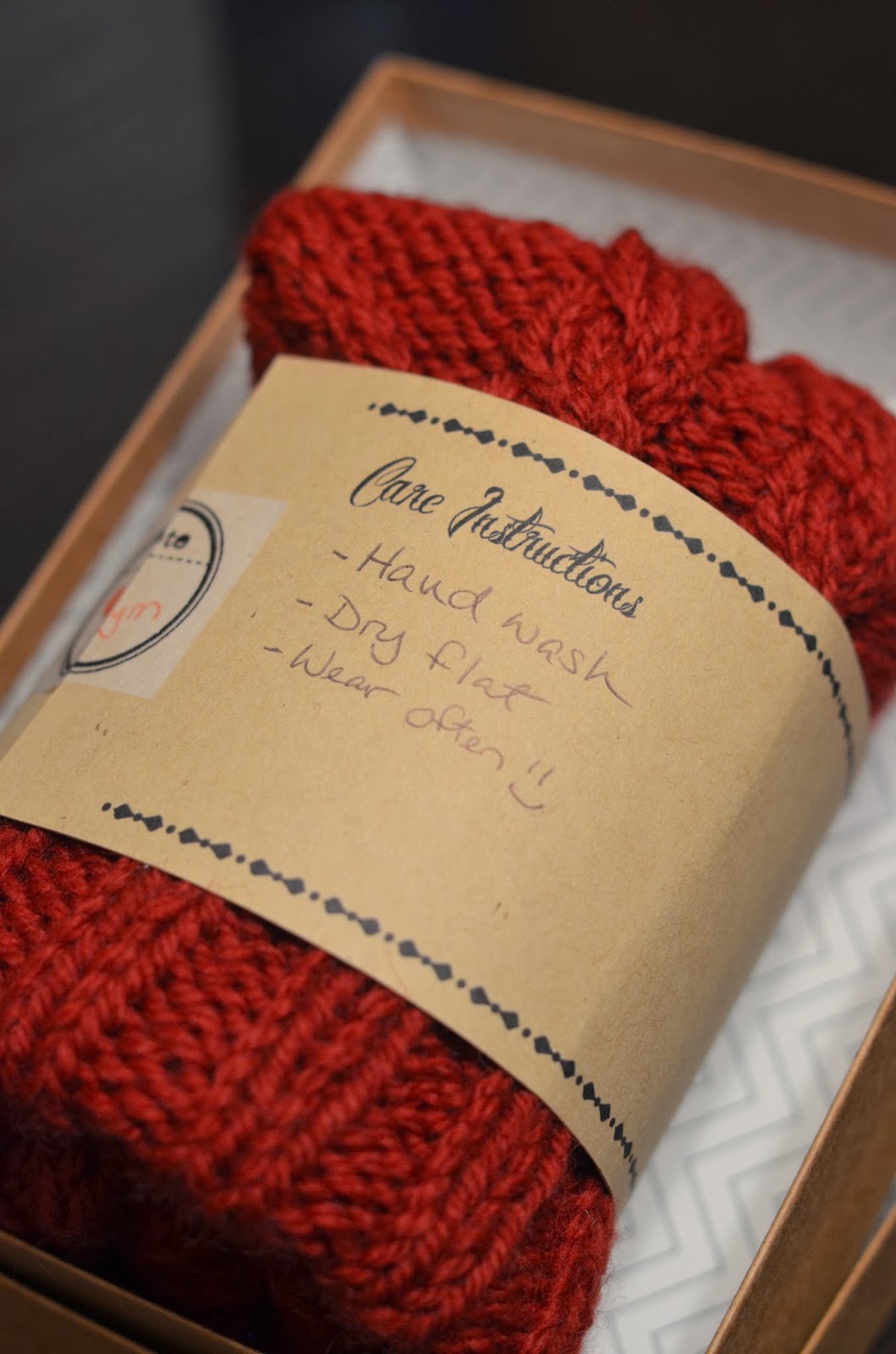 Hand knit with Love gift tag - Free Printable - Cobberson + Co.