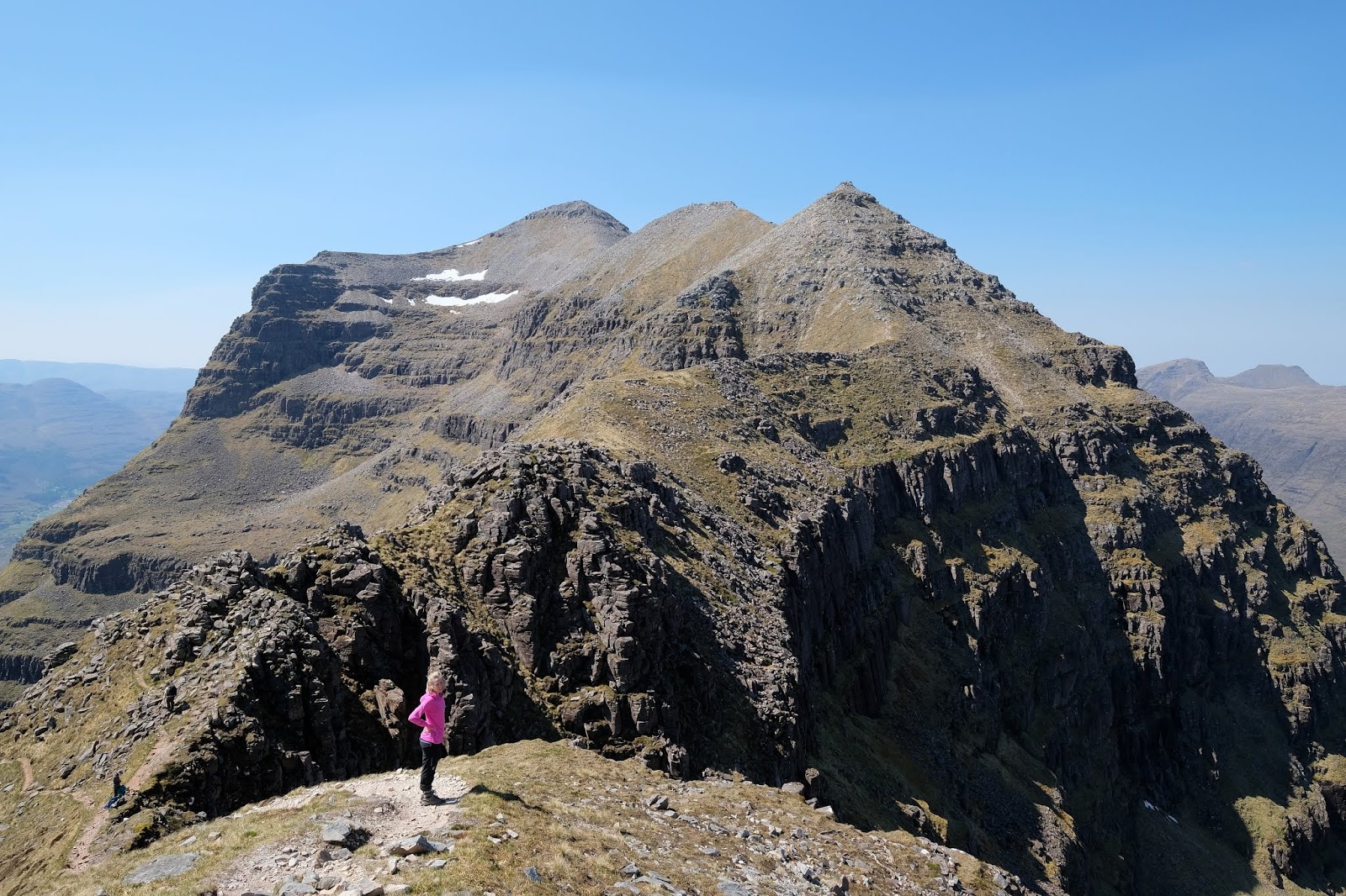 TARMACHAN MOUNTAINEERING: TORRIDON WEEKEND, HEATWAVE