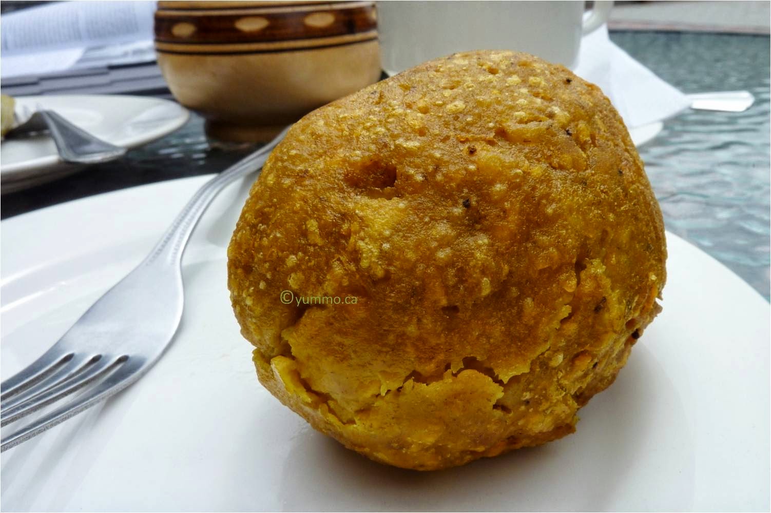 COCINA ECUATORIANA II: BOLON DE VERDE CON CHICHARRON