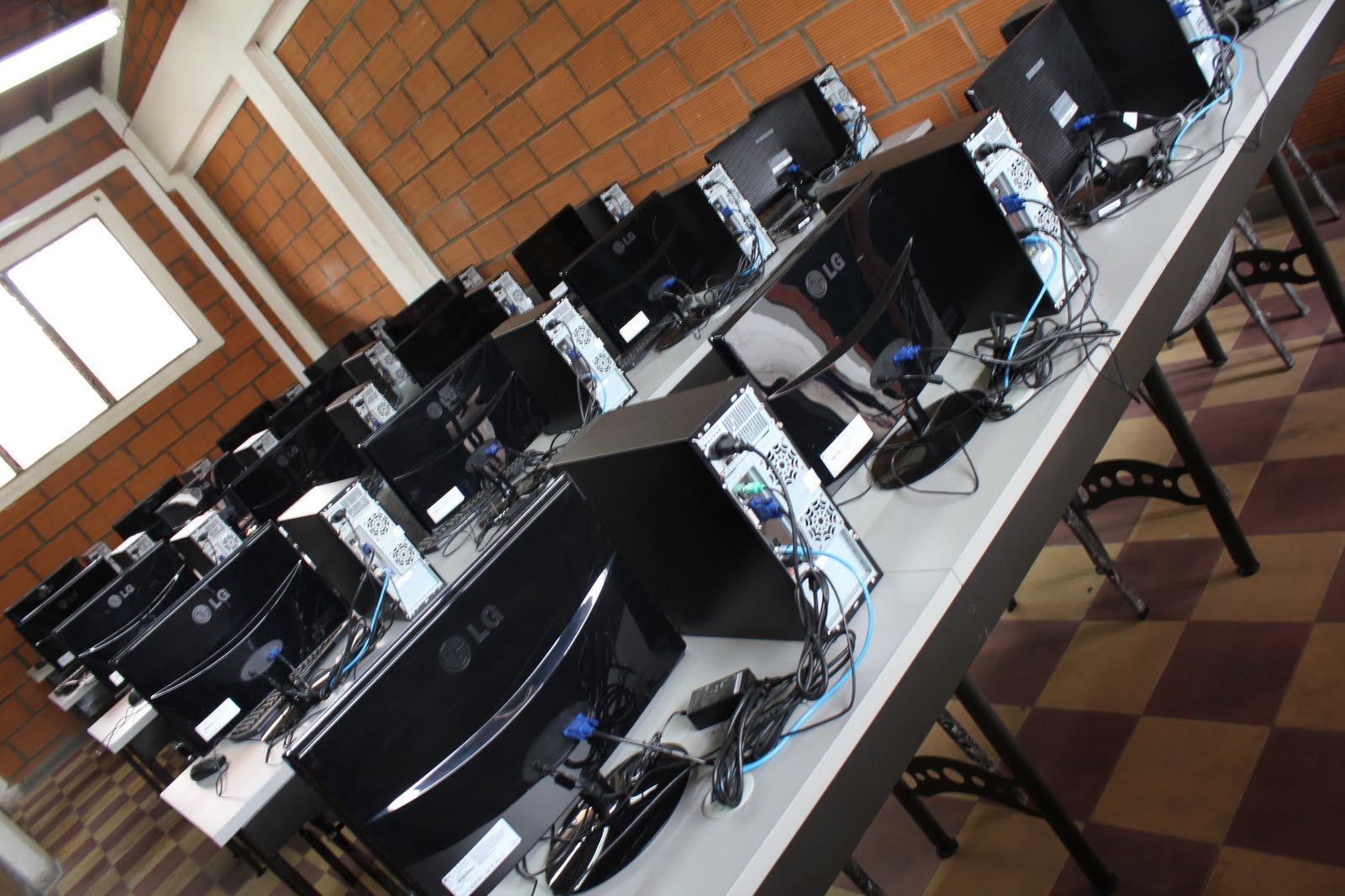 noticias unaula: Facultad de Ingeniería, cuenta con laboratorio de ...