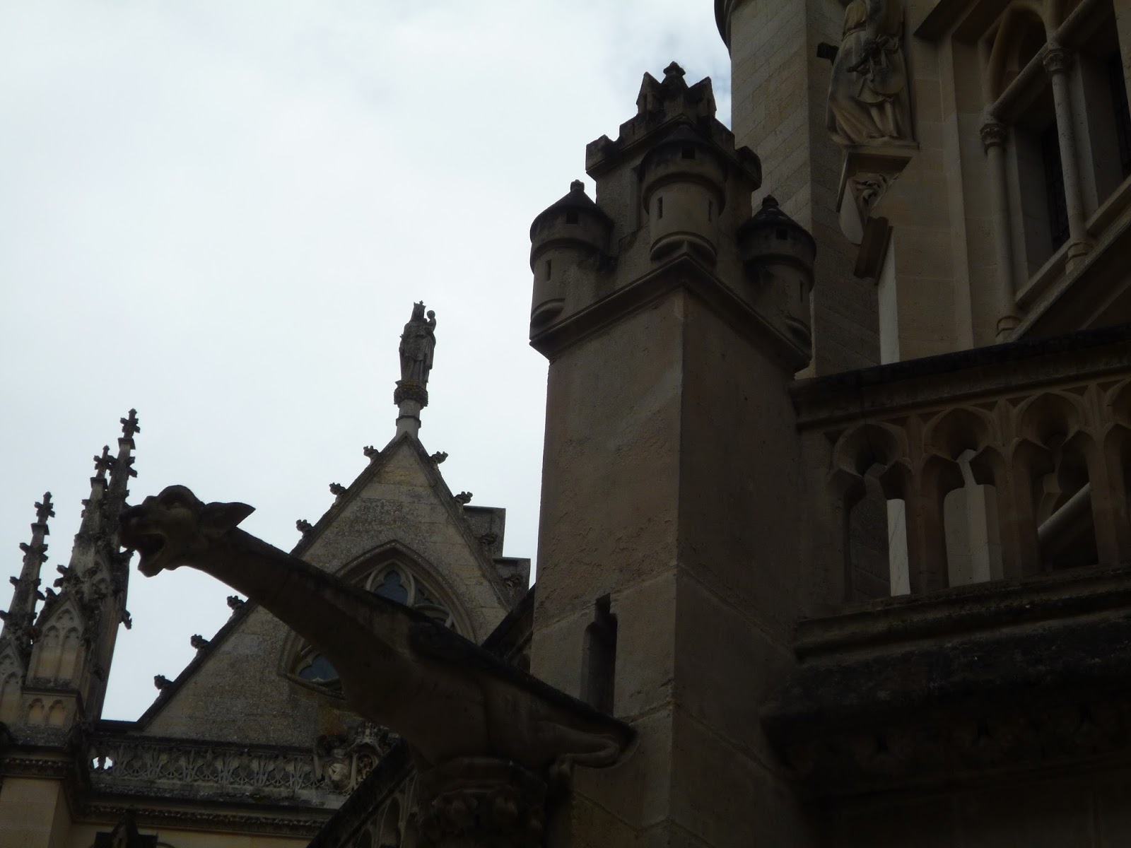 Be Sol Be: Chateau de Pierrefonds - Camelot, Merlin's Castle