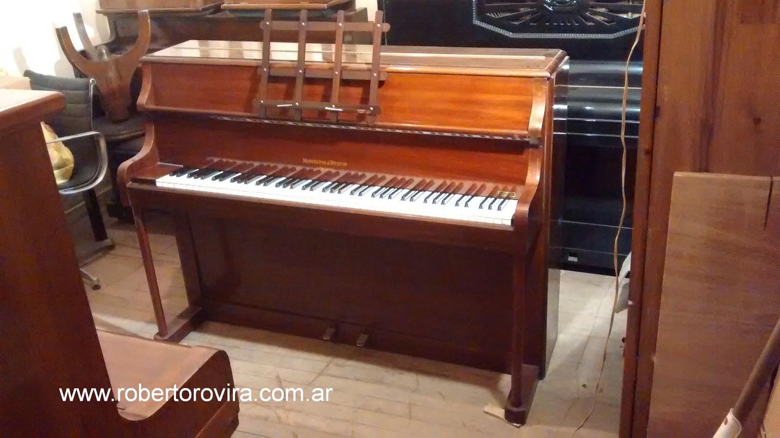 Diario de un afinador de pianos, por Roberto Rovira.