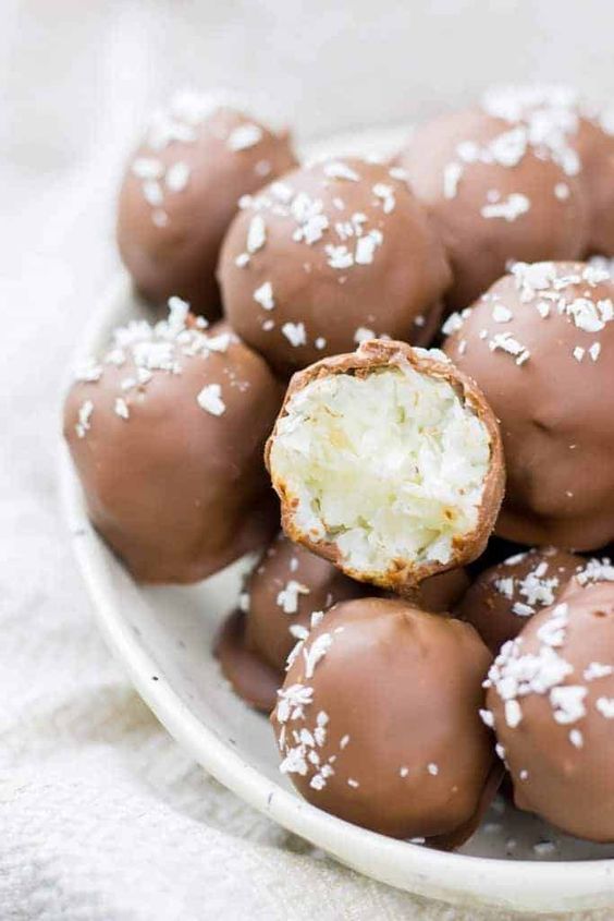 3 Ingredient Coconut Truffles - Keto Dinner Recipes