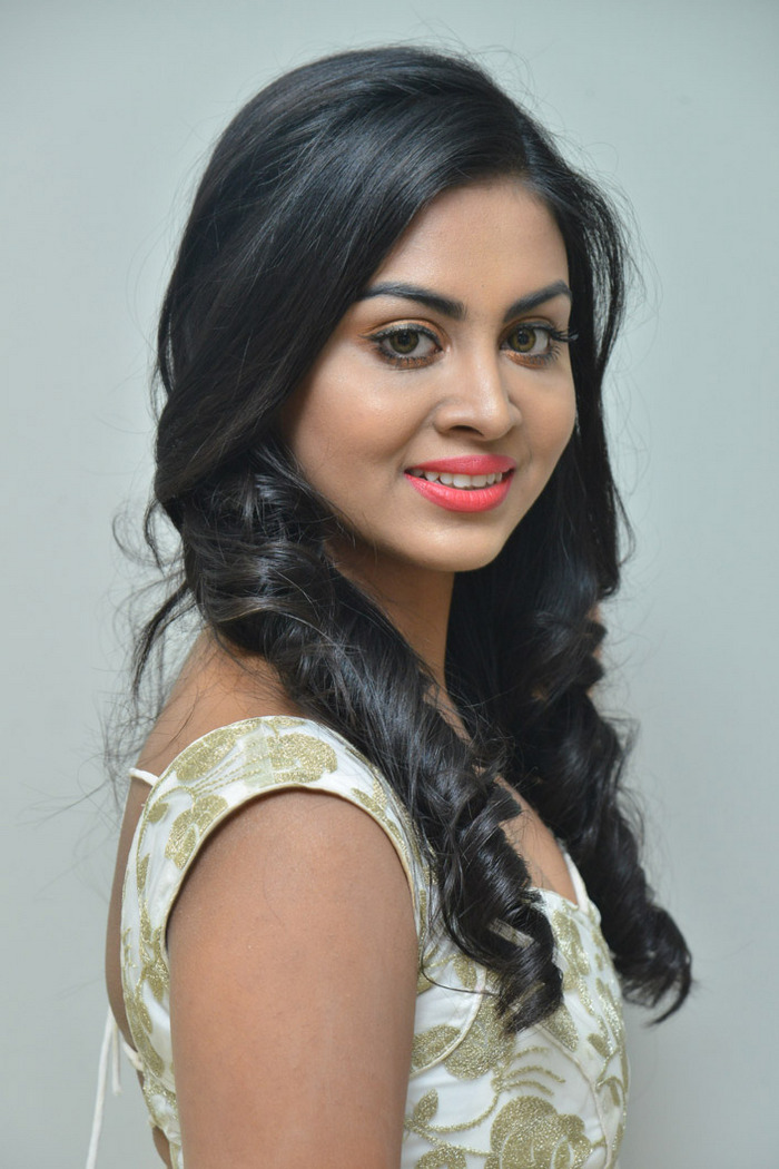 Meghla Mukta at Sakalakala Vallabhudu Movie Press Meet - Hollywood ...