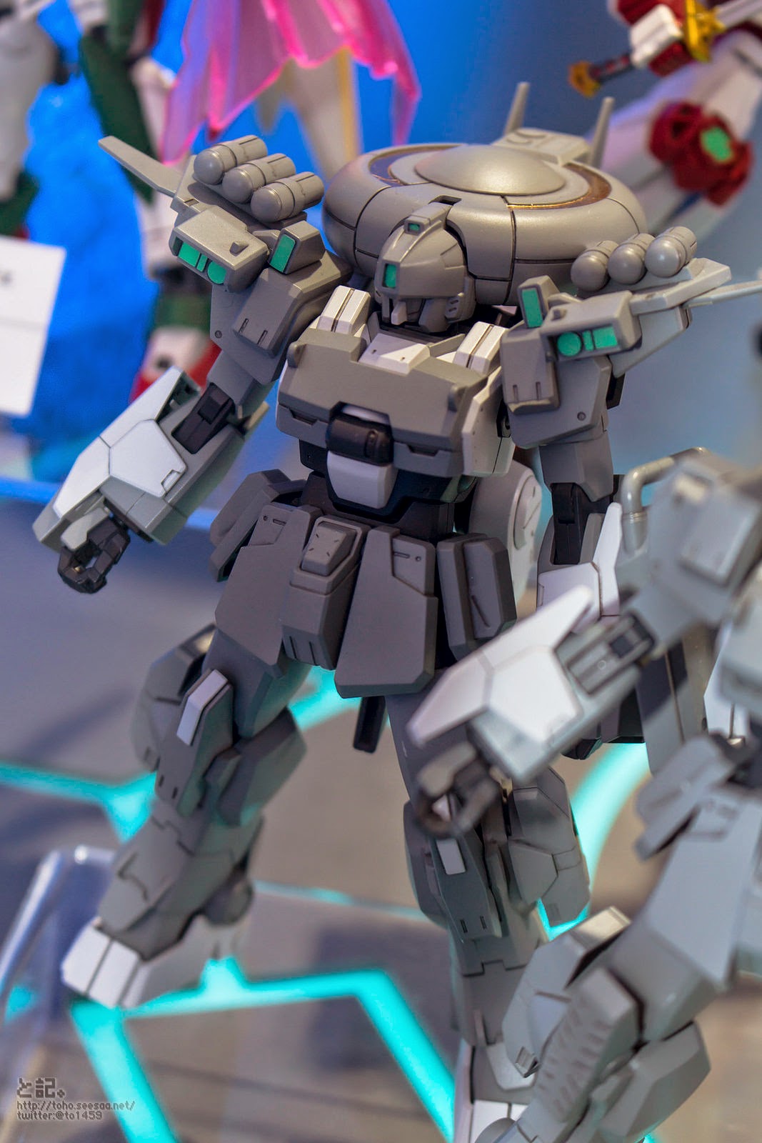 HGBF 1/144 Gundam Ez-SR on Display at Yodobashi Akihabara Showcase