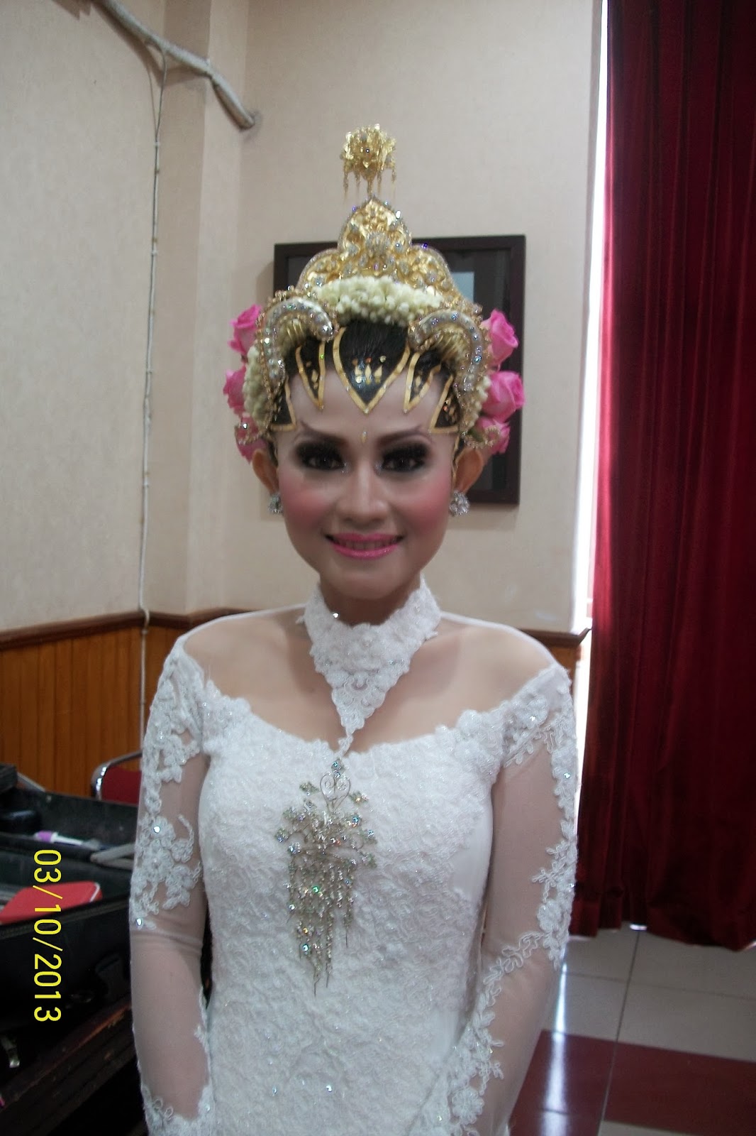 Gaya Terbaru 54 Make Up Pengantin Jawa Timur