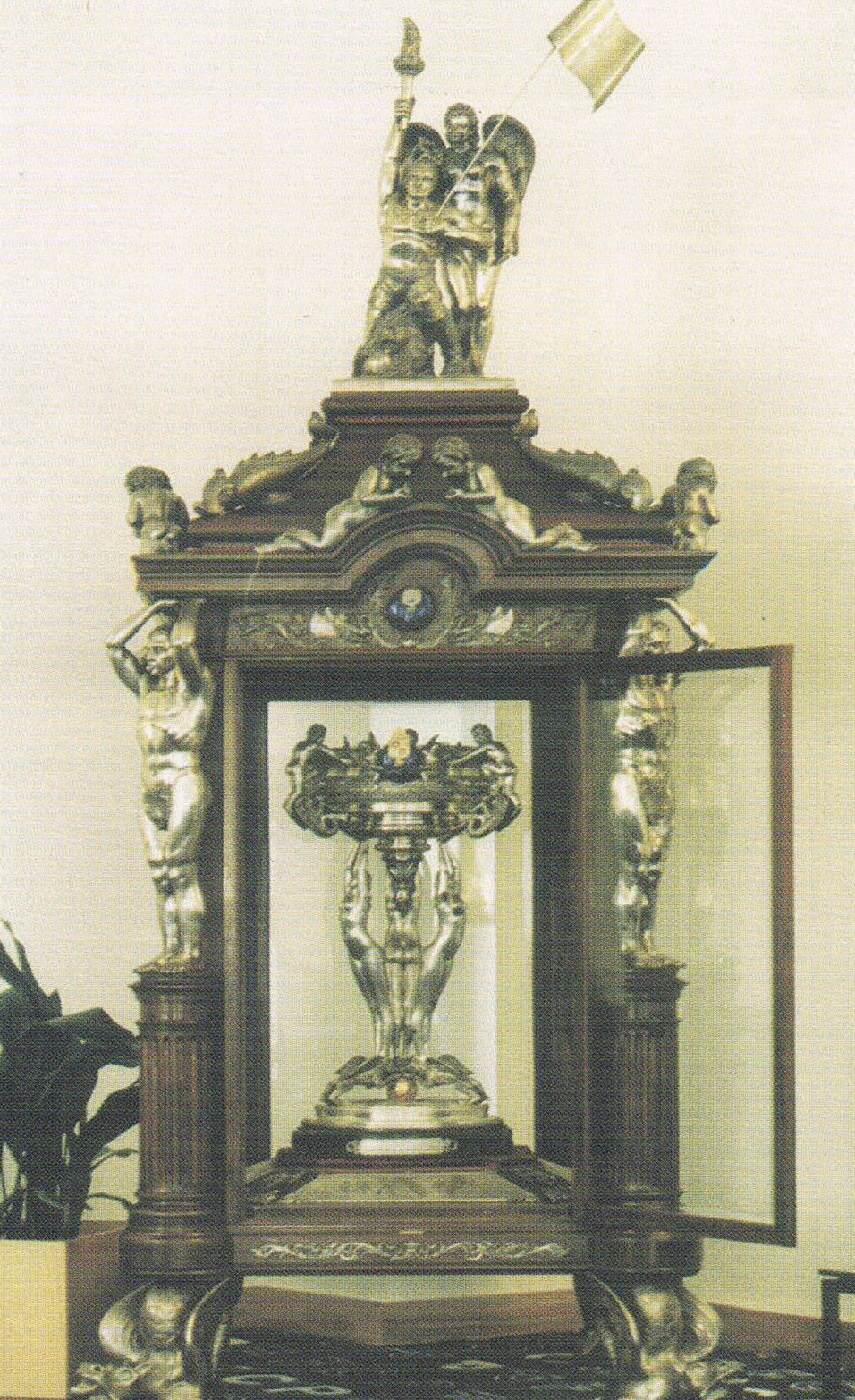 What is the best looking trophy? : r/soccer