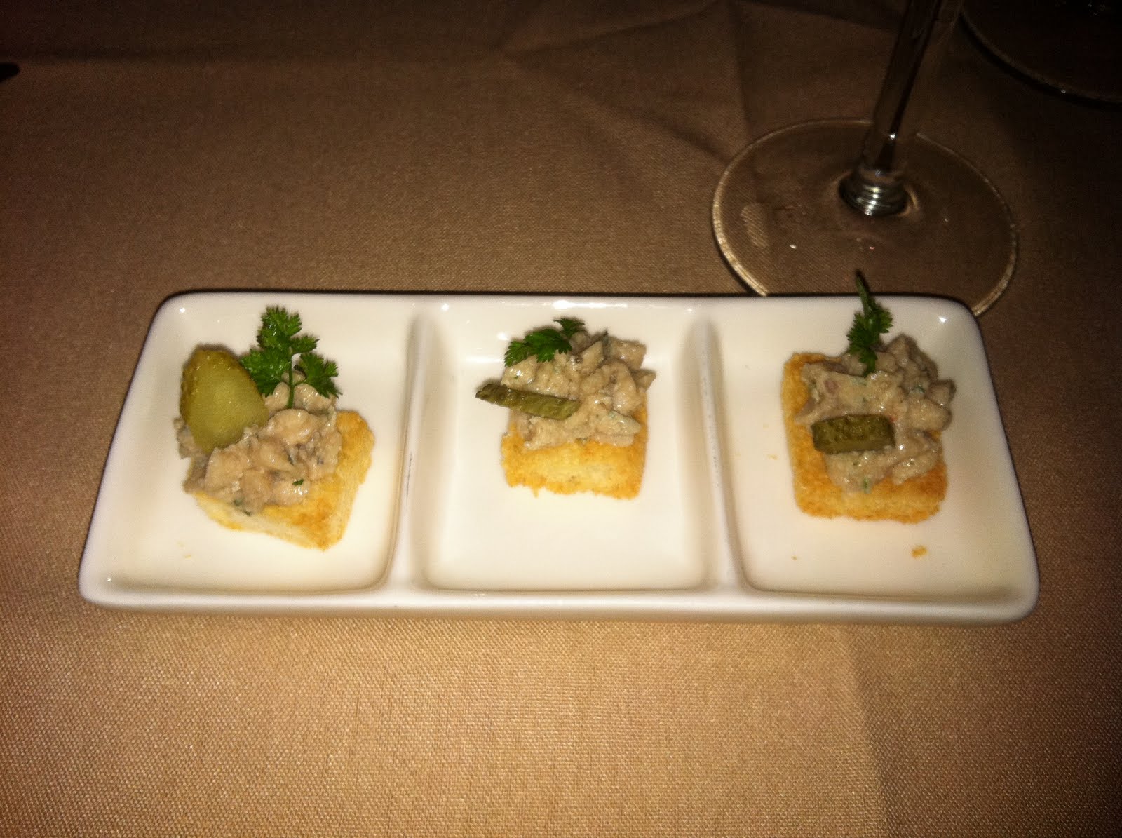 Devour Houston: Le Mistral Restaurant