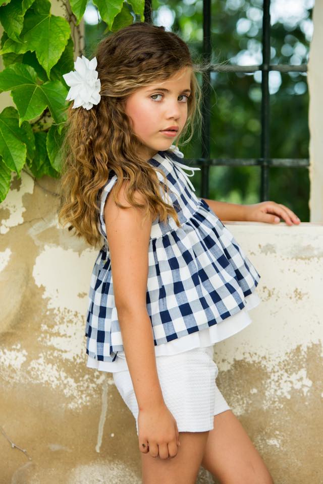 EL BAUL DE NAYA: Pelotazo: Alhuka Moda Infantil...