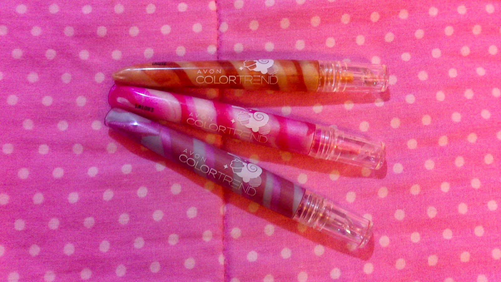 ♥ Lili Marisol♥ : Brillo Labial Twist Avon Color Trend