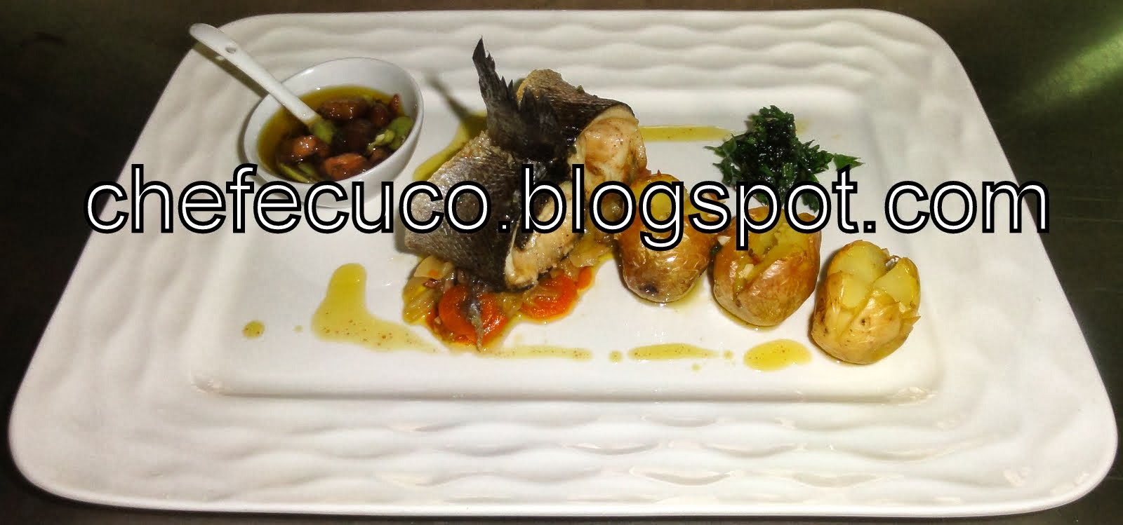 O mundo da culinária: Filete de robalo escalfado, molho virgem e batata ...