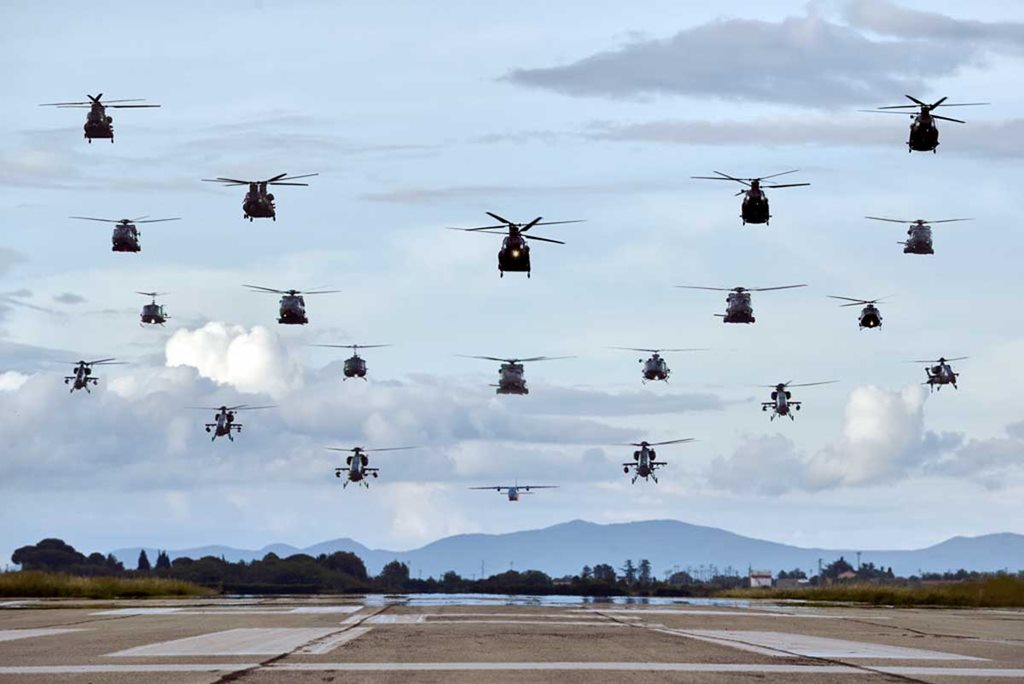 ITALIAN ARMY AVIATION MAKES HISTORIC 20 HELICOPTERS FLY-BY - Blog ...