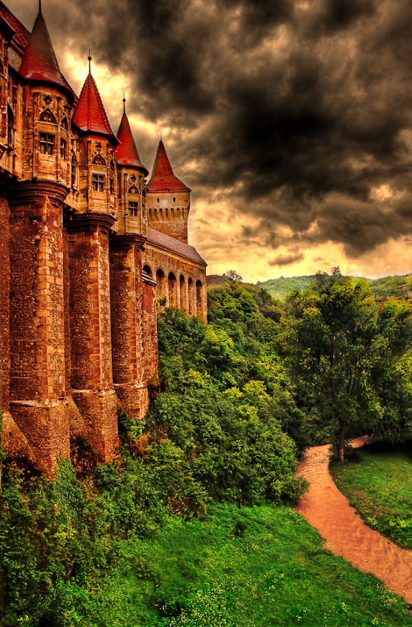 Most Beautiful Castle in the World (15 Photos)