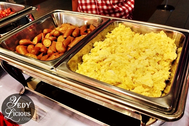 KFC Unlimited Breakfast & Waffle Buffet #KFCWaffleBuffet | YedyLicious ...