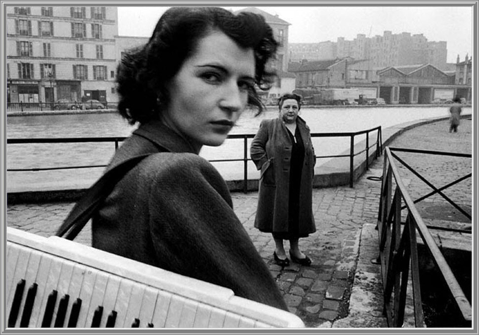 scrapbook.: Robert Doisneau. Photographer. Legend. France. 1912-1994.