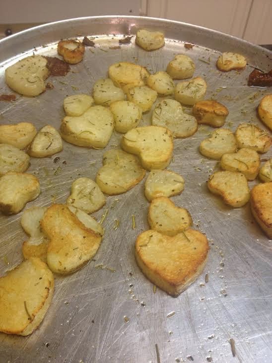 Kitchin's Kitchen: Heart Shaped Roasted Potatoes